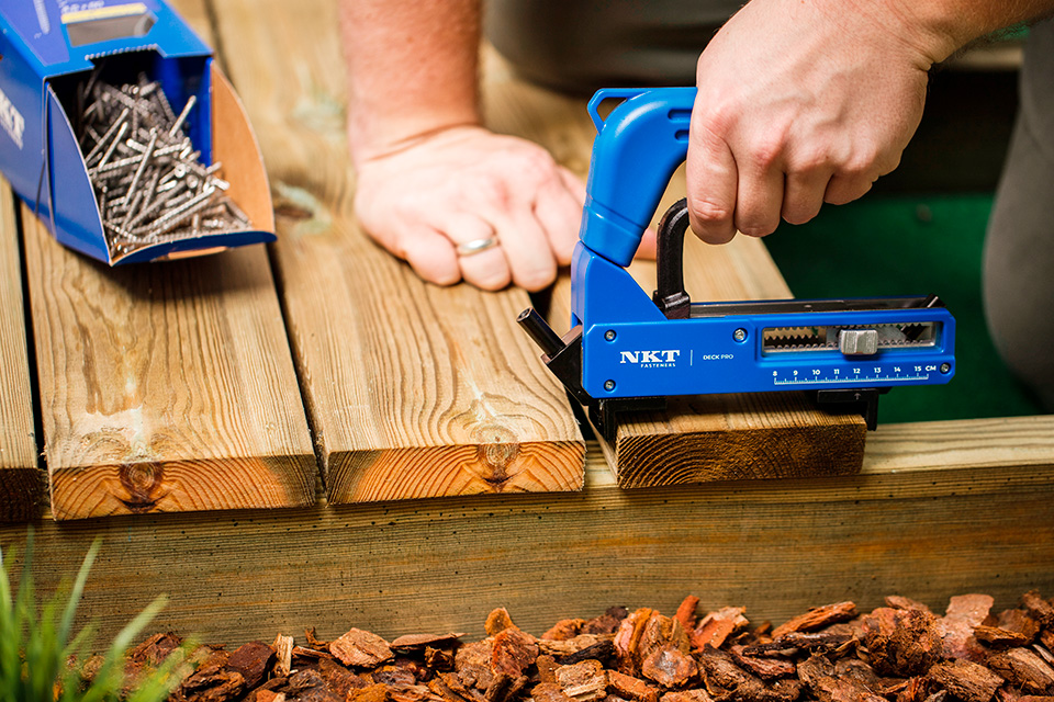 Flot terrasse uden synlige skruer